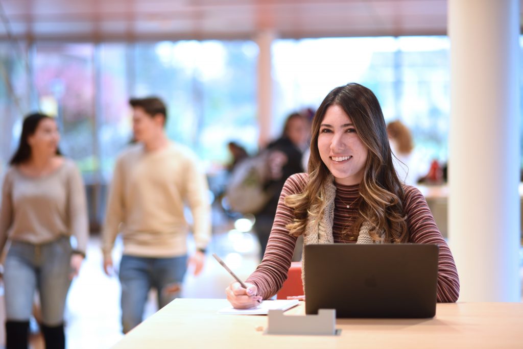 Alumni Tutoring Services | Academic Support | Adelphi University