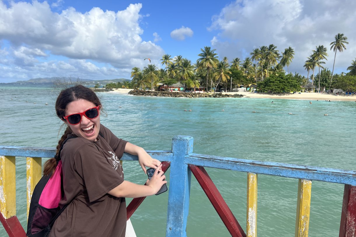 Alternative Break Programs | Adelphi University