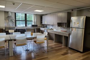 On-Campus Living | Adelphi University Residence Halls