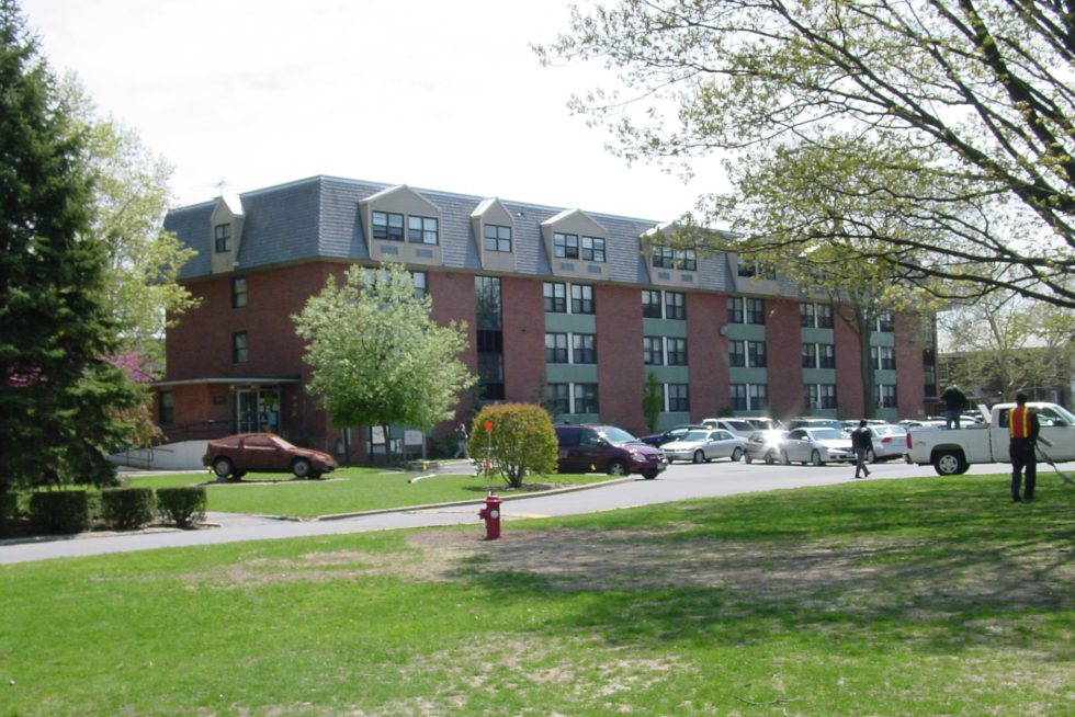 On-Campus Living | Adelphi University Residence Halls