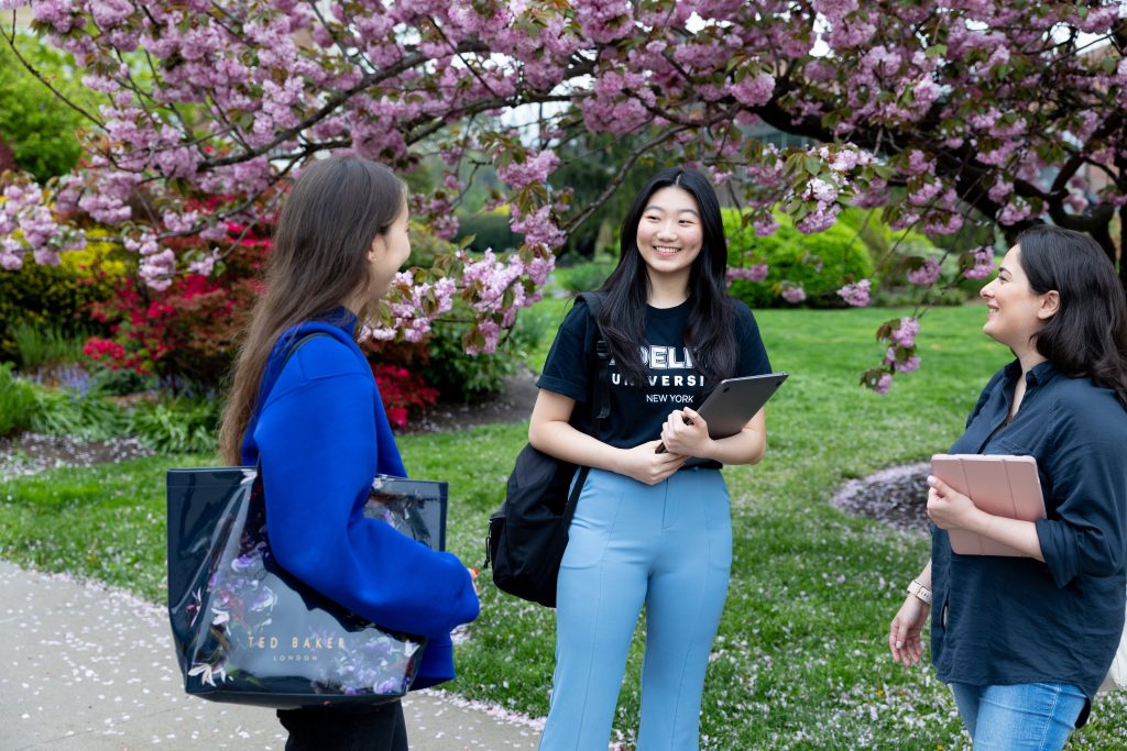 Financial Aid - How to Apply for Financial Aid at Adelphi University