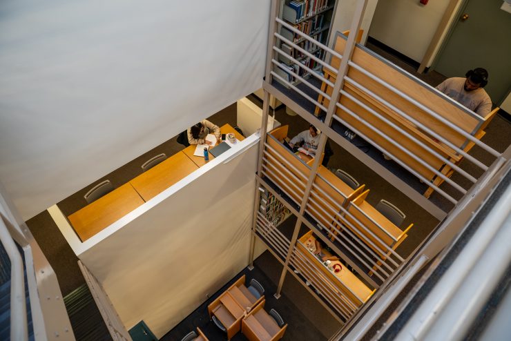 Buildings, Rooms and Spaces | Swirbul Library | Adelphi University
