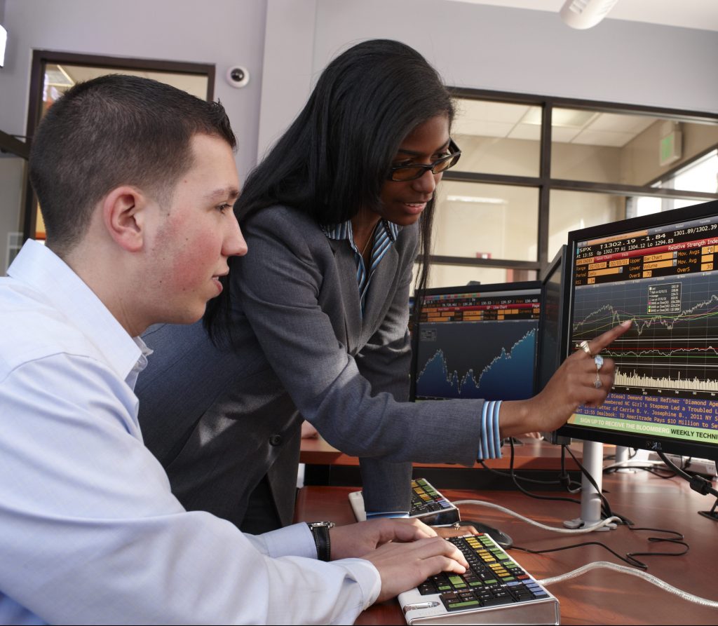 Master's Programs in Business Analytics | Adelphi University