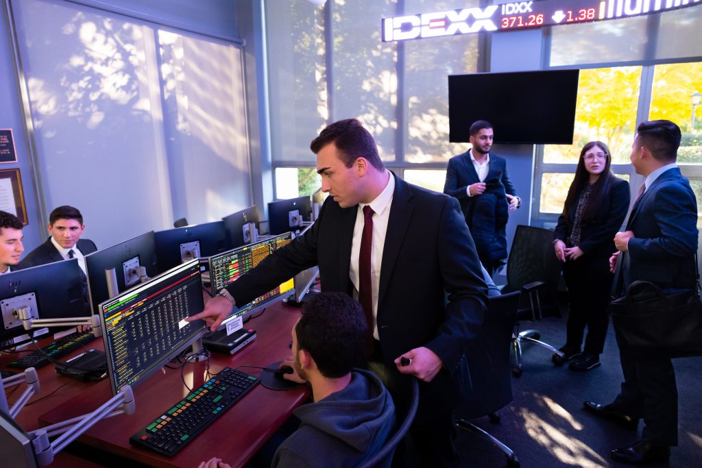 Flex MBA & Professional Accelerated MBA in New York | Adelphi